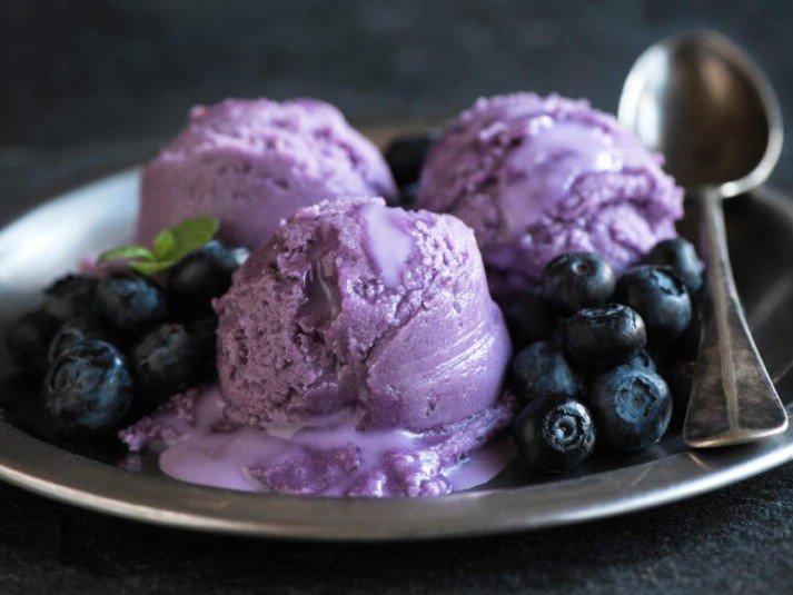 Blueberry Ice Cream Blueberry Ice Cream With Fresh Blueberries (No