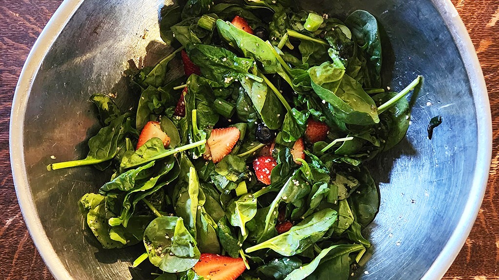 Hardy Family - Strawberry Spinach Salad with Maple Dressing – Foodsmiths