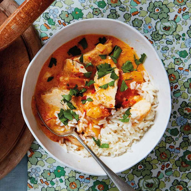 Chicken with Creamy Chilli Pepper Sauce – Dairy Diary by Collins Debden