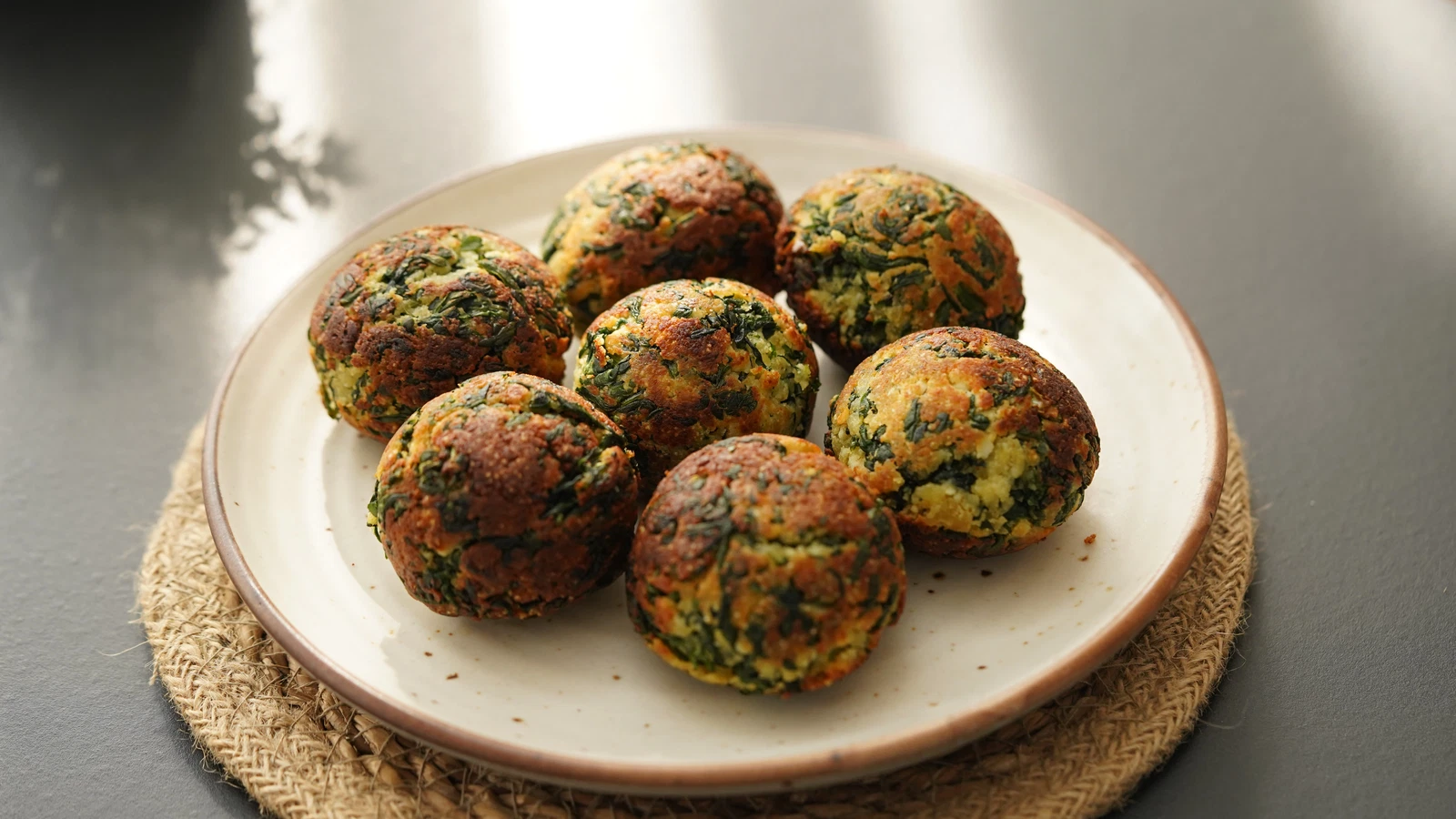 Palak Paneer Cheese Balls: Crispy Spinach & Paneer Balls with a Gooey ...