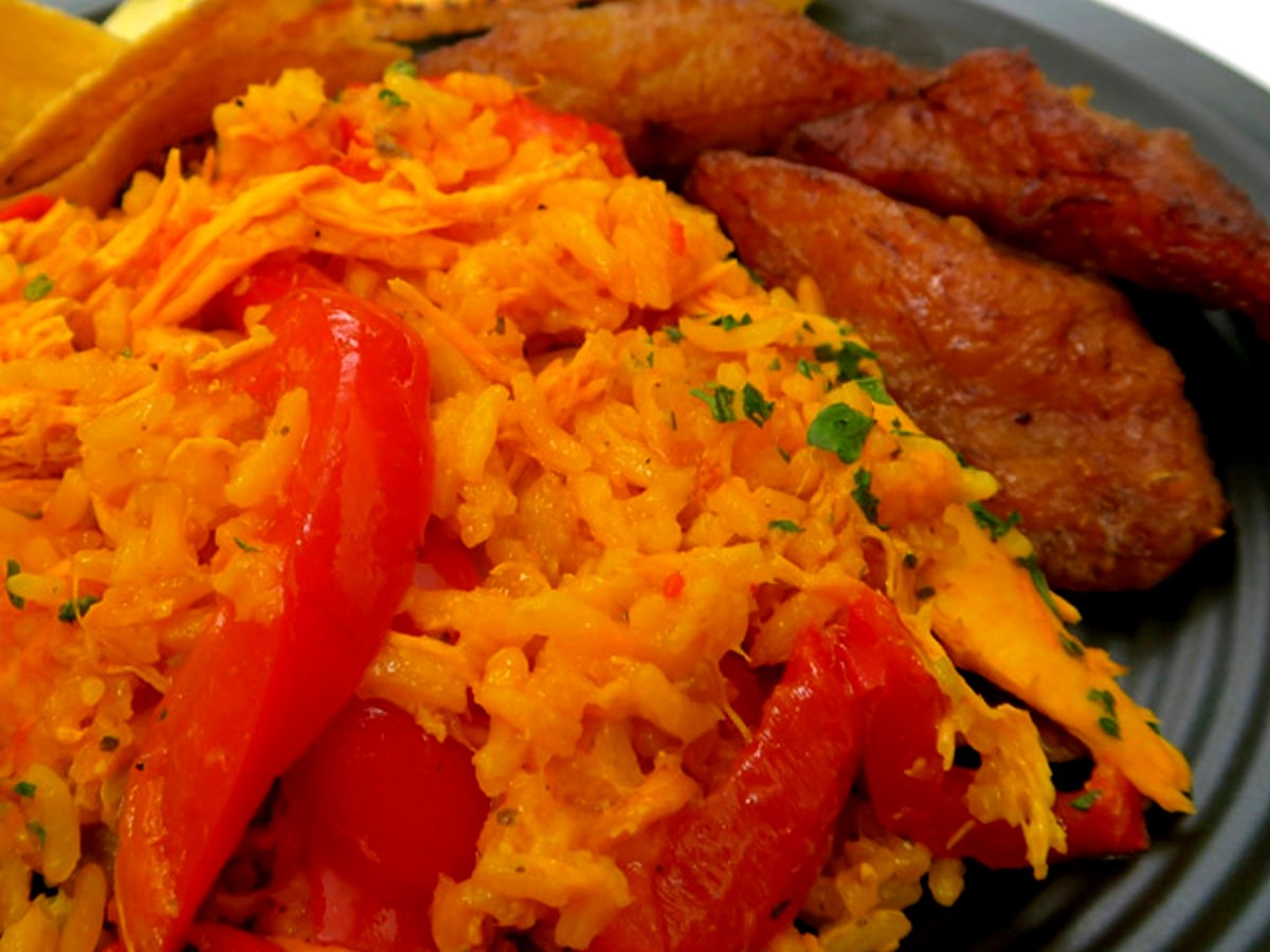 Panamanske Arroz Con Pollo Easy And Delicious Arroz Con Pollo