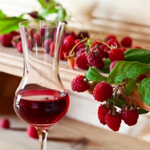 Homemade Raspberry Wine Recipes Raspberry Wine — Practical Self